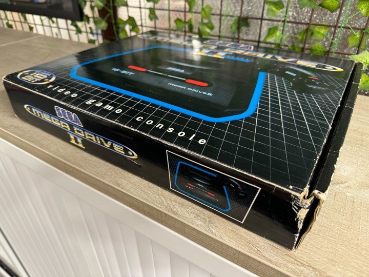 Sega Mega Drive II Console [Complete]